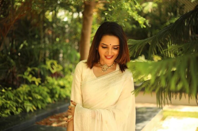 Dr. Sangeetha Janachandran Builds Stories Social